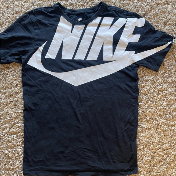 Nike | Shirts | Nike Mens Small Black Tshirt | Poshmark